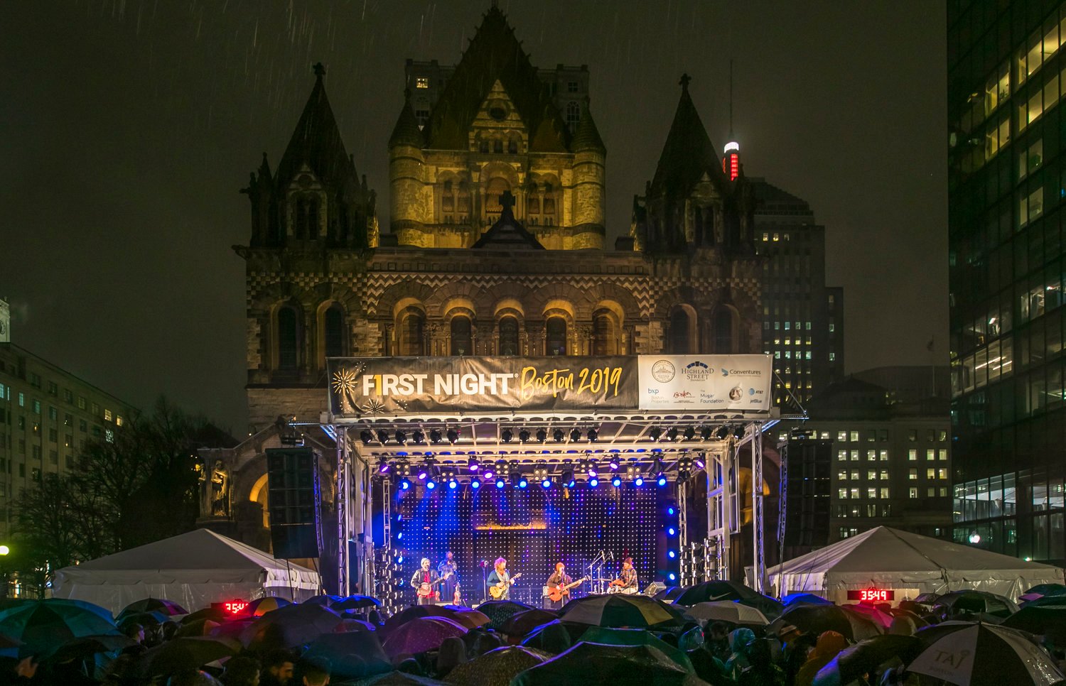 PORT — Ringing in the New Year at first night Boston!